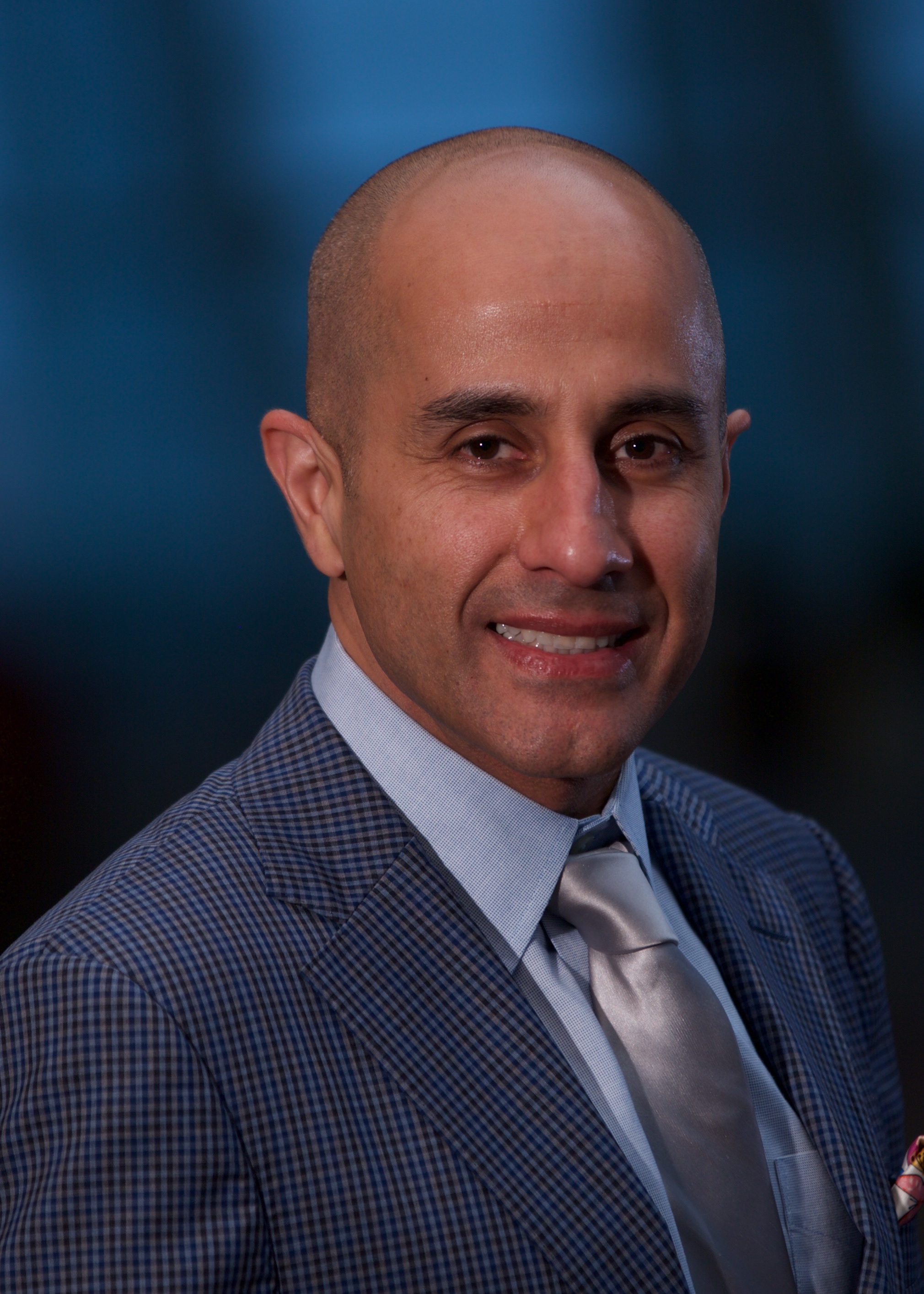 Biology Alumnus and Leading Oncologist Pays It Forward at ODU | Old ...