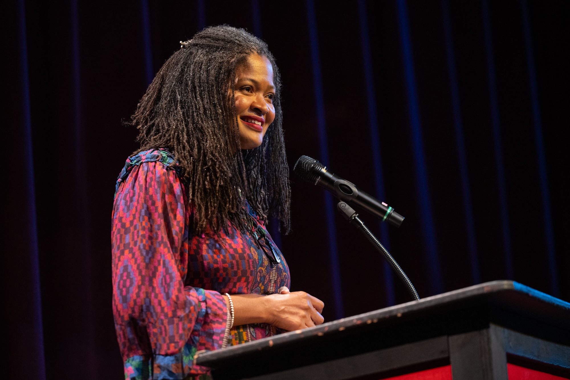 Author of Stories Set in America’s Past Paints Scenes of Emotion ...