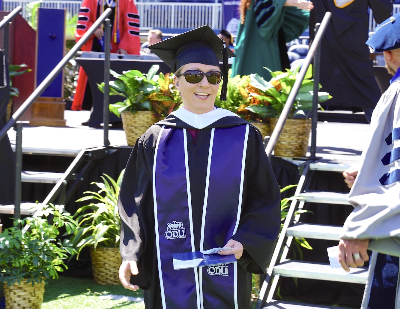 Navy Veteran Takes Prize as Arts and Letters’ Top Student | Old ...