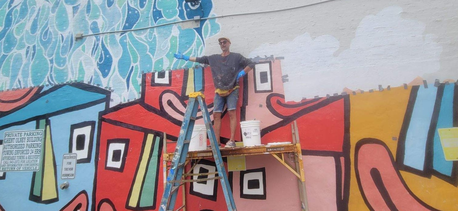 Lost Mural is Reborn in Art Professor’s Salute to 10 Years of NEON ...