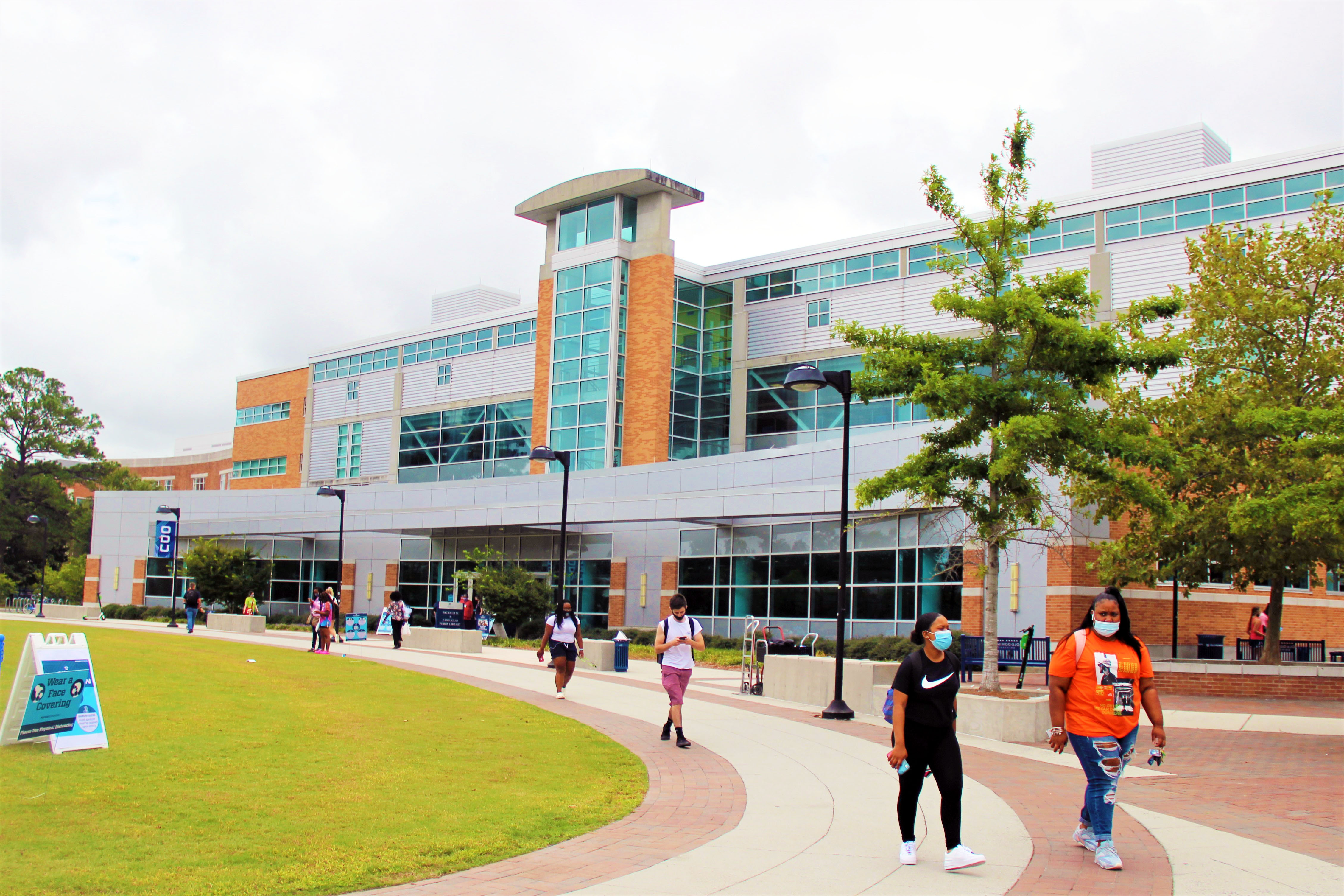 Student Research Awards - Submit by Dec. 18! | Old Dominion University