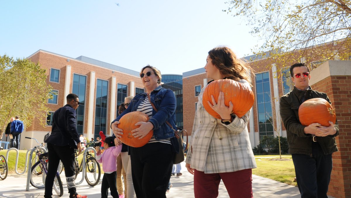 25th Annual Pumpkin Drop Contest | Old Dominion University