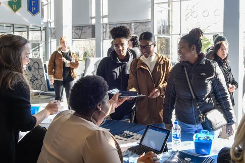 Scholars’ Day Gives Admitted Students a Closer Look at ODU | Old ...